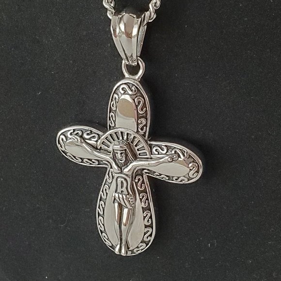 Chisel | Accessories | Chisel Mens 24 Necklace Stainless Jesus Crucifix ...